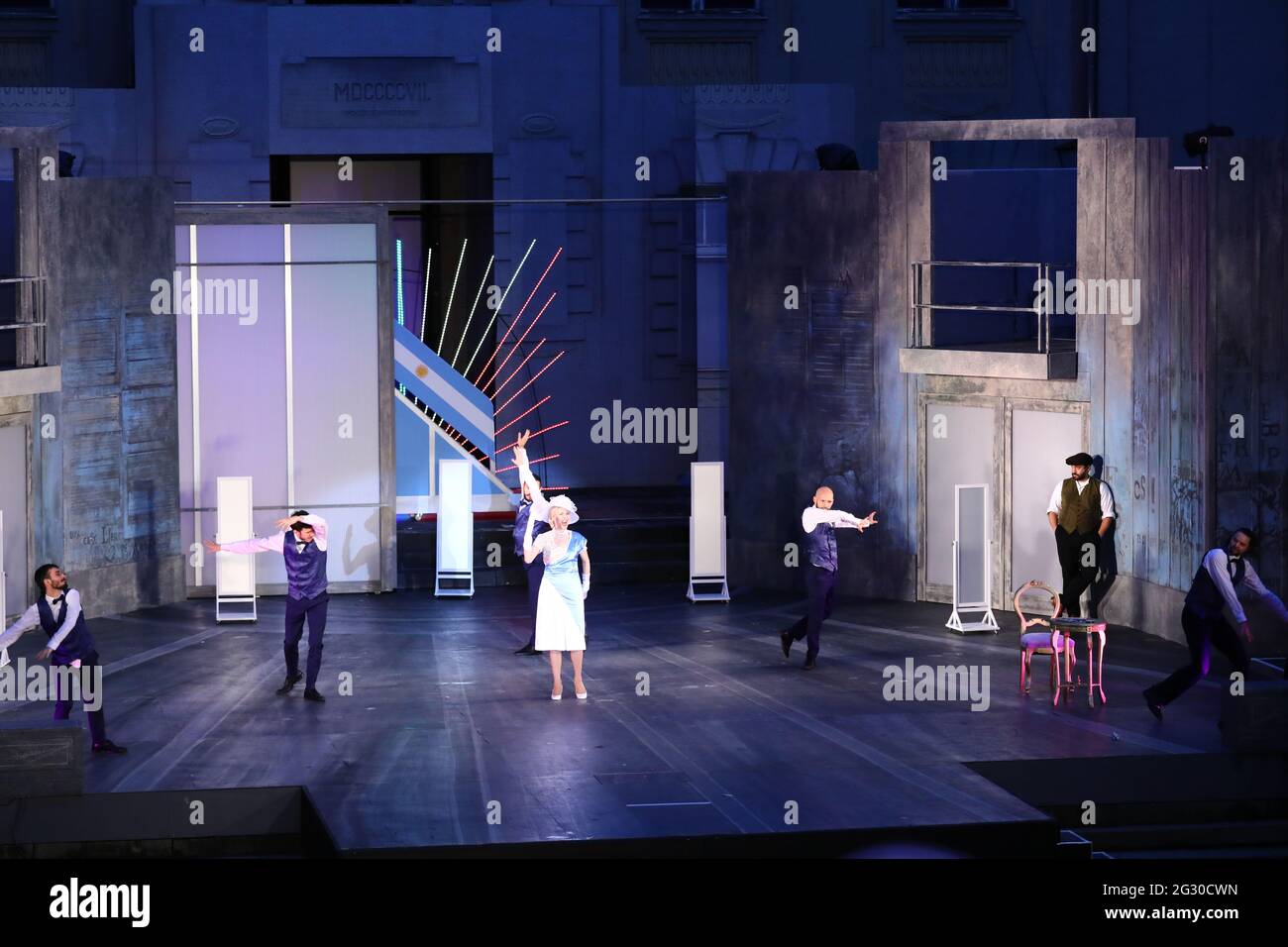 Premiere: Musical "Evita" , in den Hauptrollen Anna Gössi,Max Dollinger ...