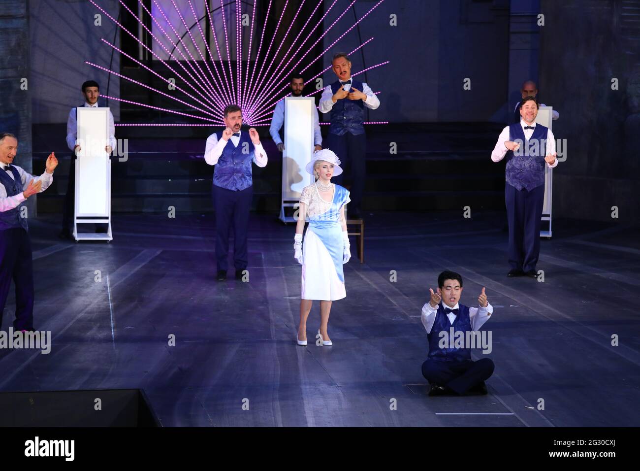 Premiere: Musical "Evita" , in den Hauptrollen Anna Gössi,Max Dollinger ...