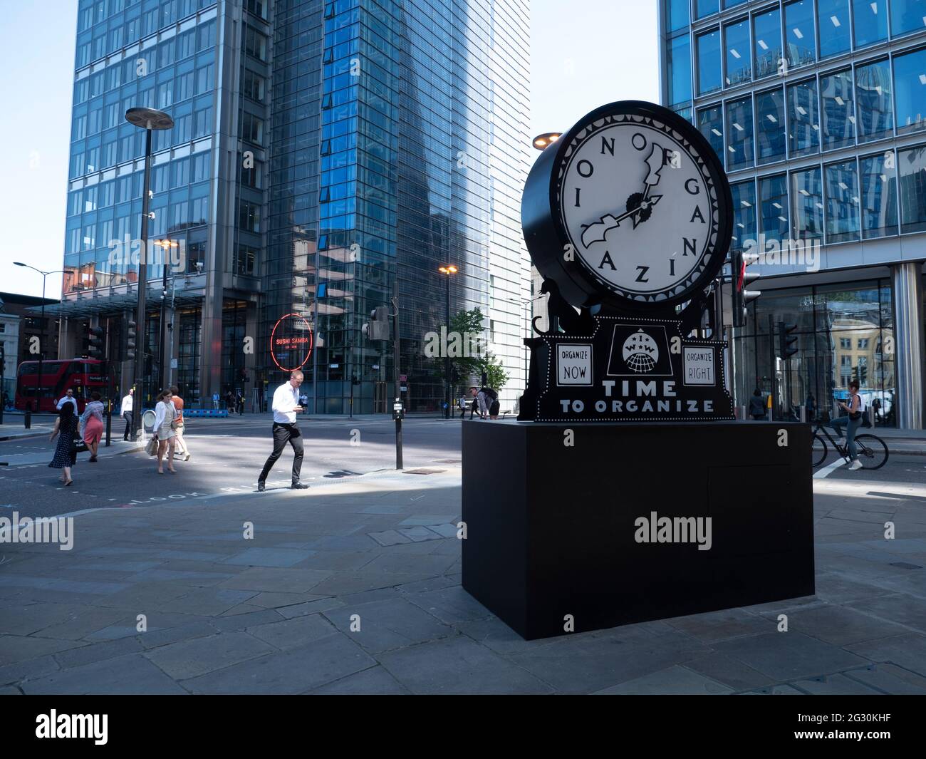 Time based art hi-res stock photography and images - Alamy