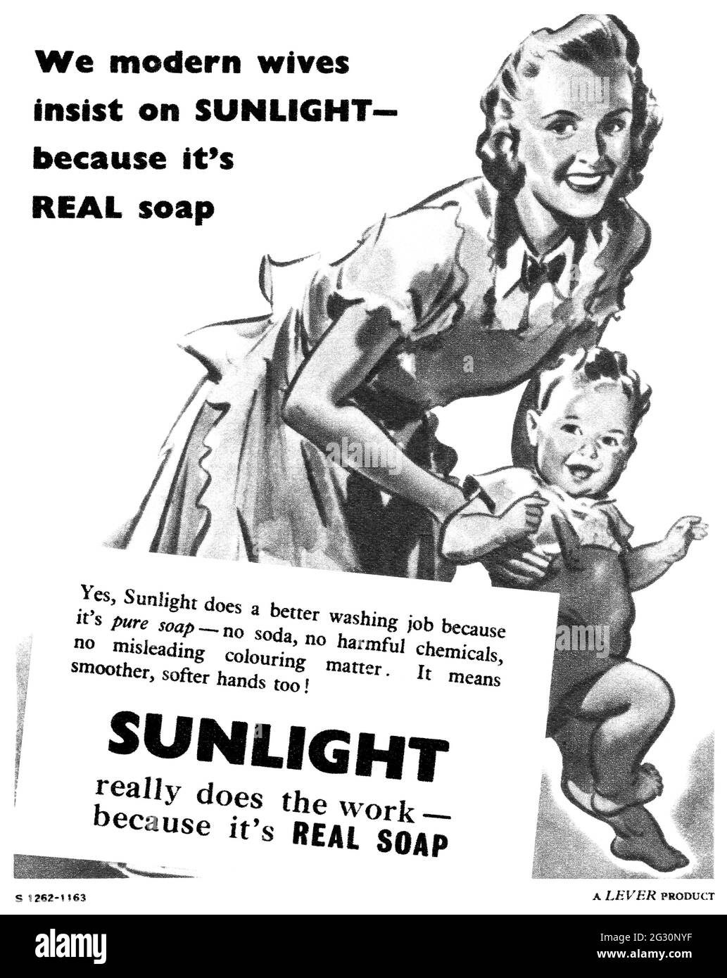 Sunlight soap advert hi-res stock photography and images - Alamy