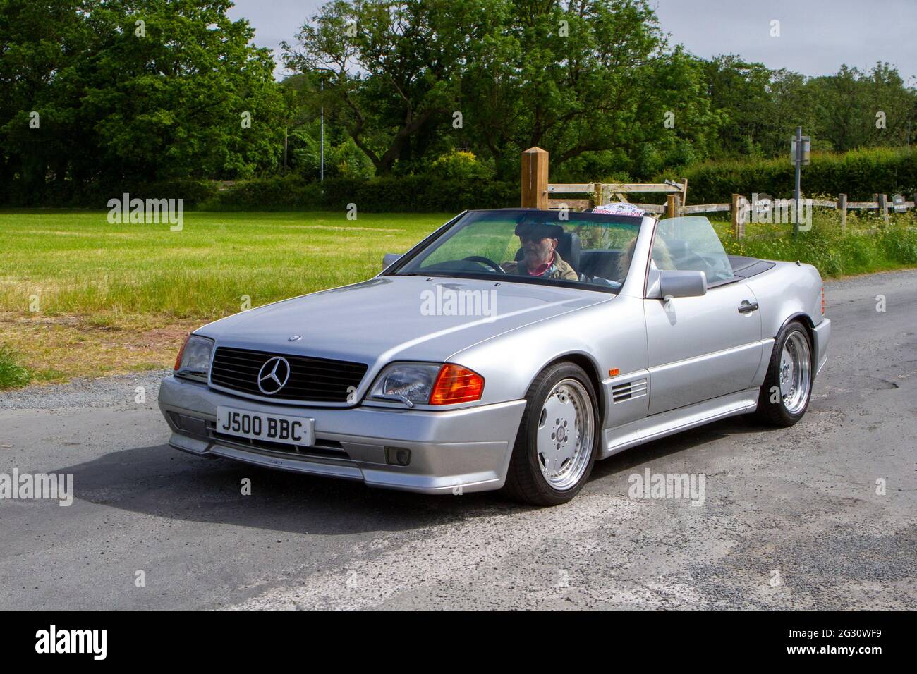 1992 90s silver Mercedes Benz 5000cc two door sports car the 58th ...