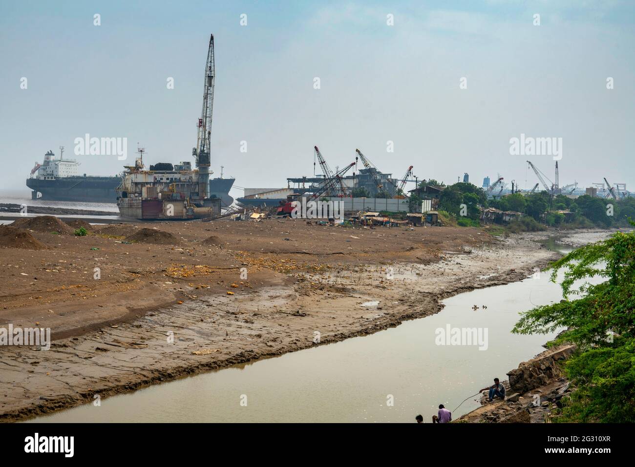 Alang hi-res stock photography and images - Alamy