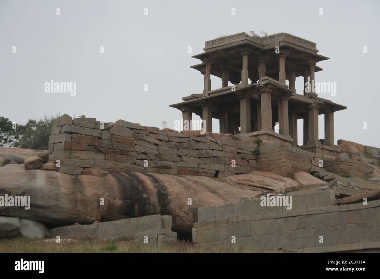 Pillared stone entrance and viewing gallery near Vijayavithala Temple ...