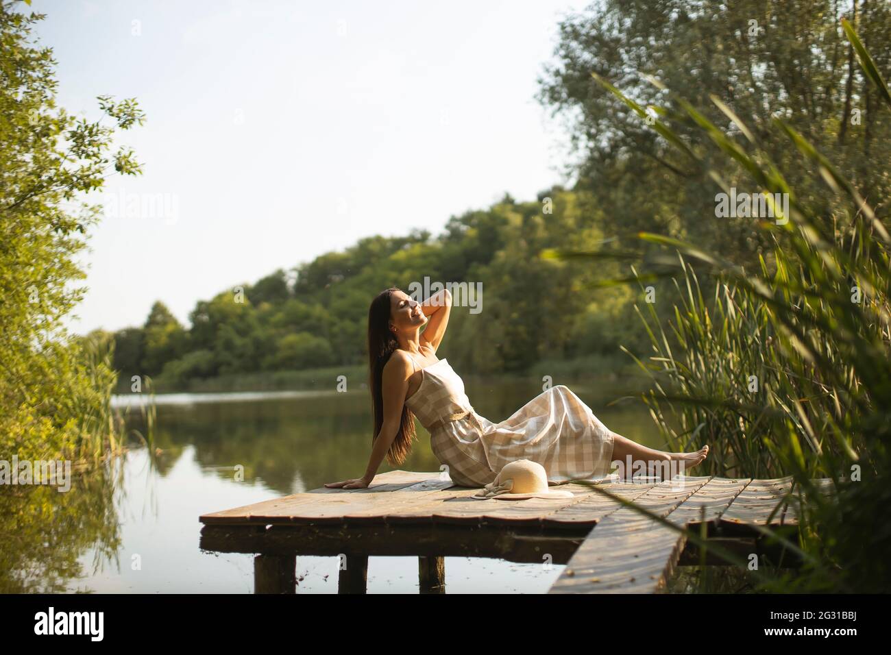 Outdoor pier relaxing hi-res stock photography and images - Alamy