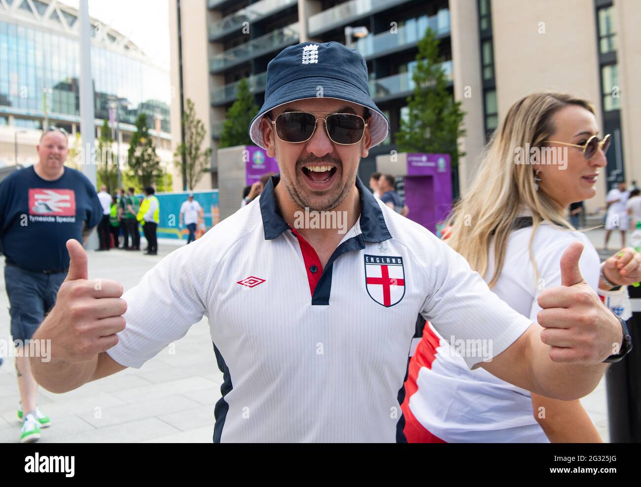 London, UK. 13th June, 2021. England fans excited after 1 - 0 win at ...