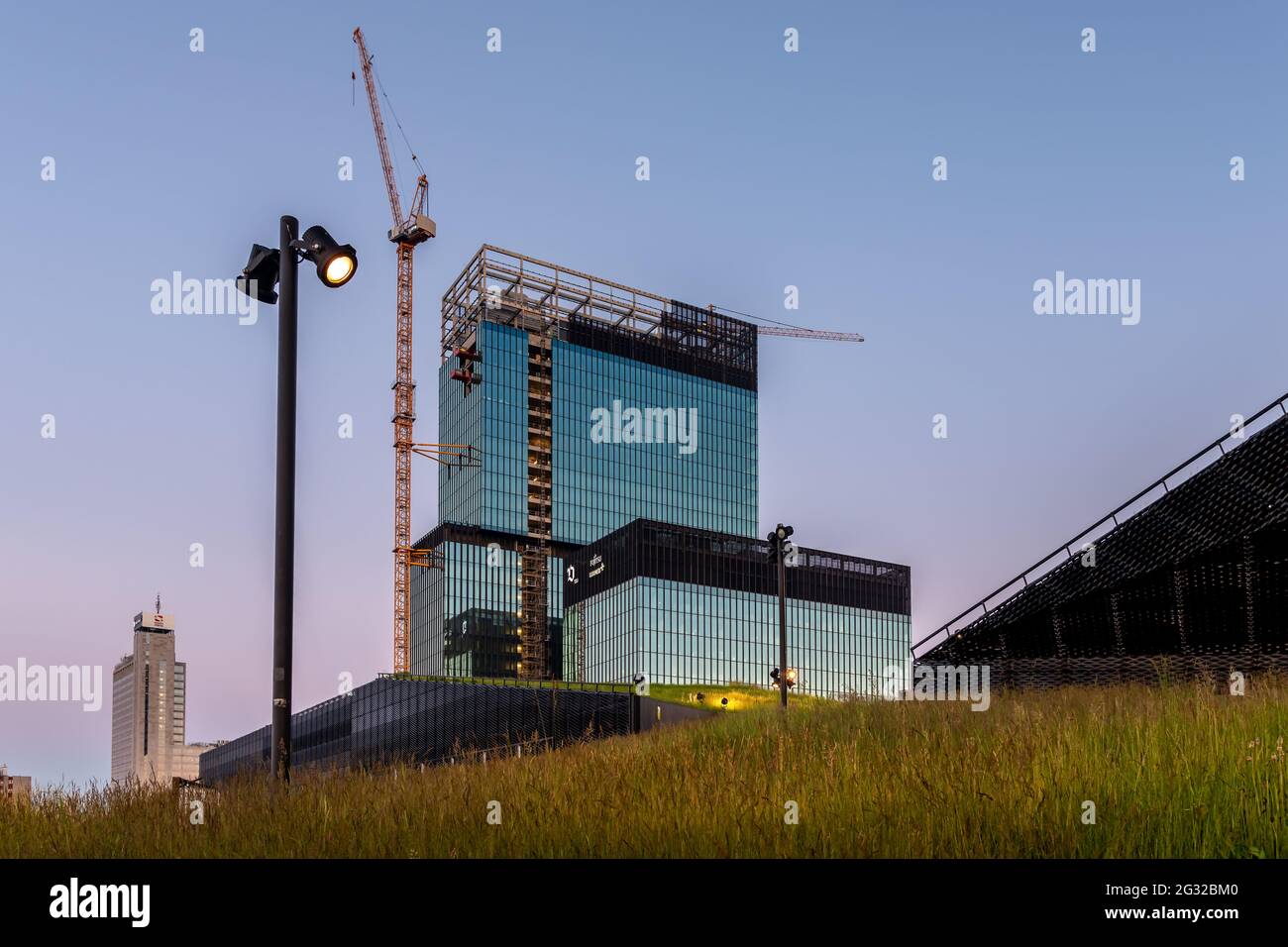 Office building ktw under construction hi-res stock photography and ...