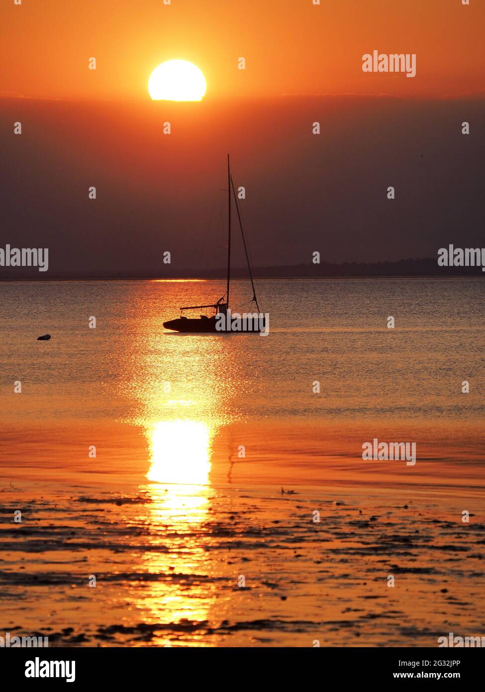 Sheerness, Kent, UK. 13th June, 2021. UK Weather: heatwave sunset in ...