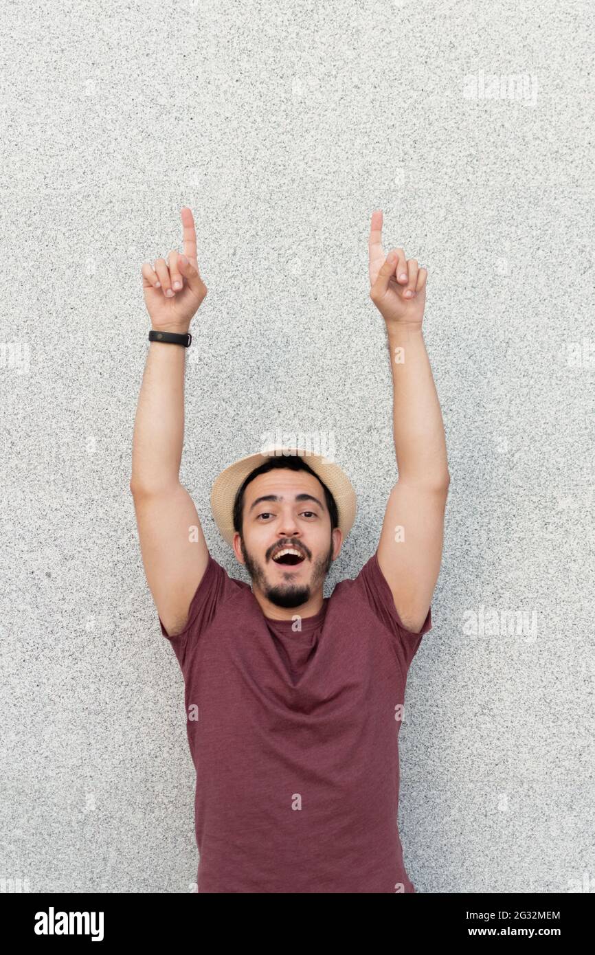 Man pointing upward hi-res stock photography and images - Alamy