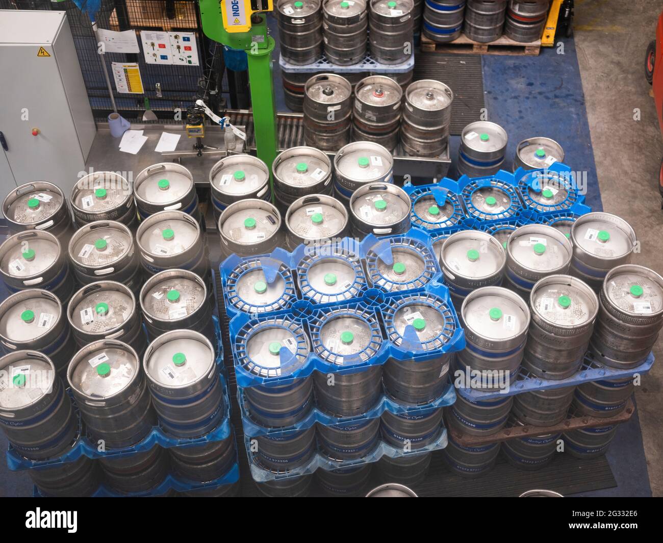 Brewery kegs hi-res stock photography and images - Alamy