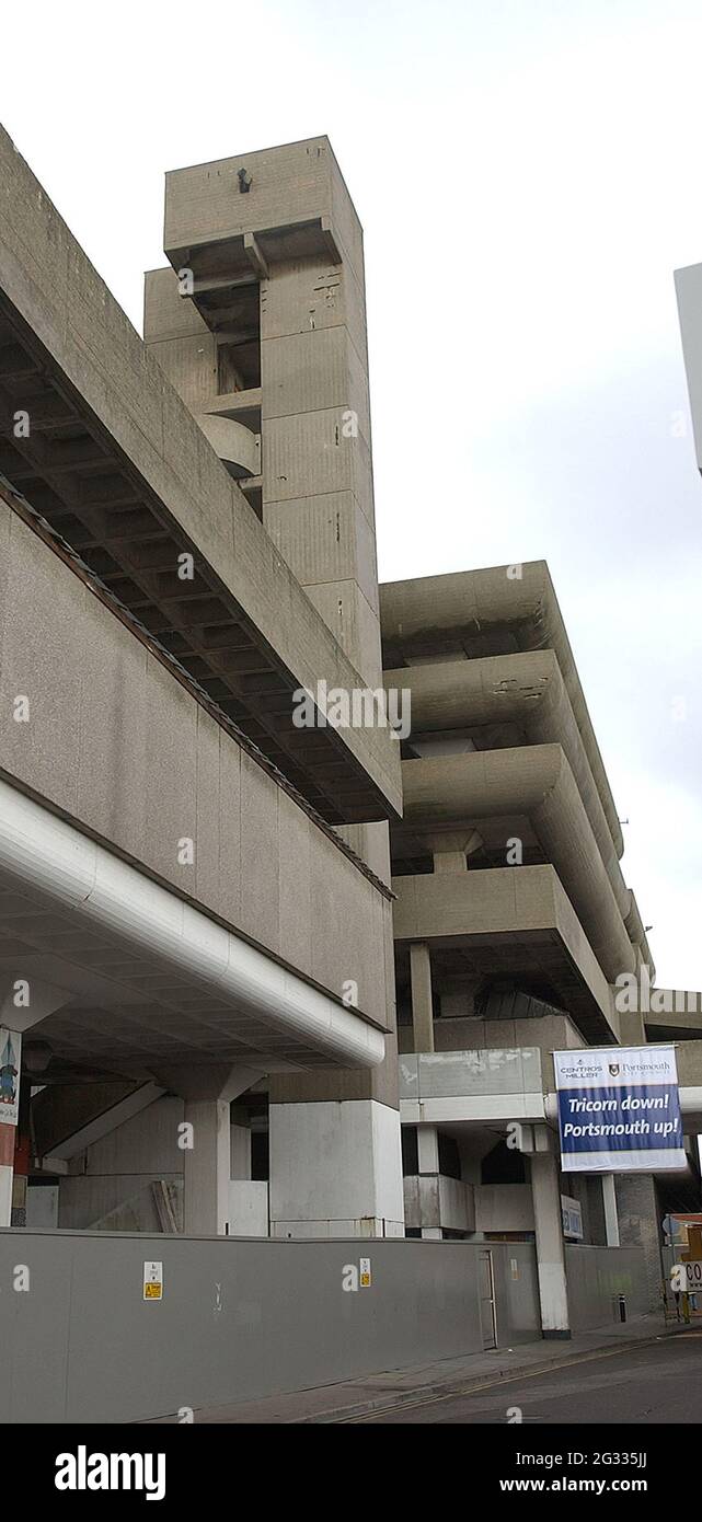 BRITAIN'S UGLIEST BUILDING THE TRICORN PORTSMOUTH. PIC MIKE WALKER 2004 ...