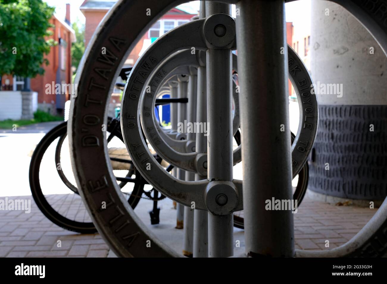 Bollard bike rack hi-res stock photography and images - Alamy