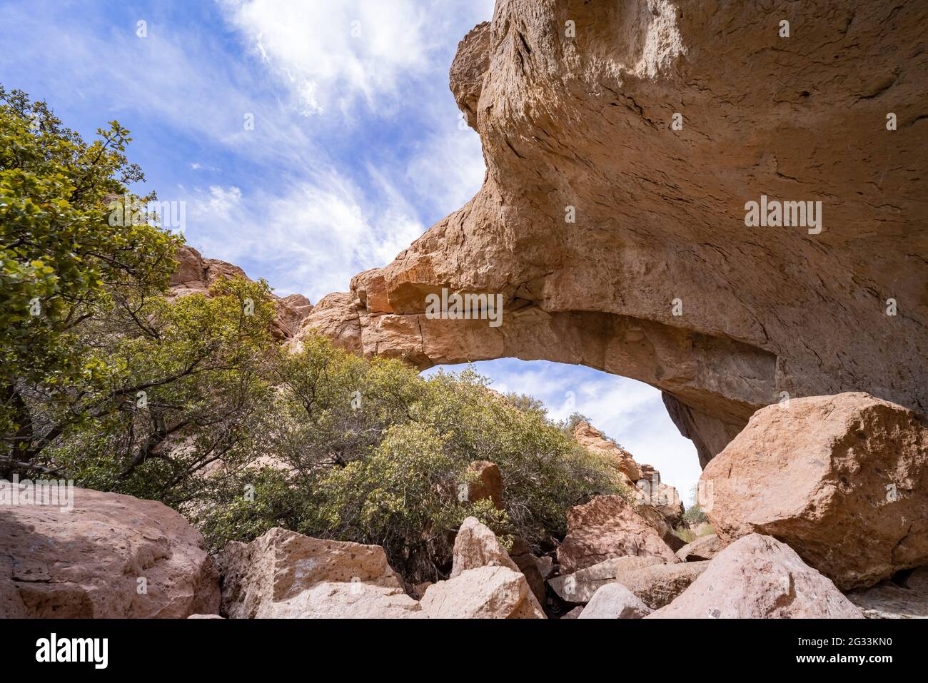 Beautiful nature arch on the El Dorado Trail at Nevada Stock Photo - Alamy