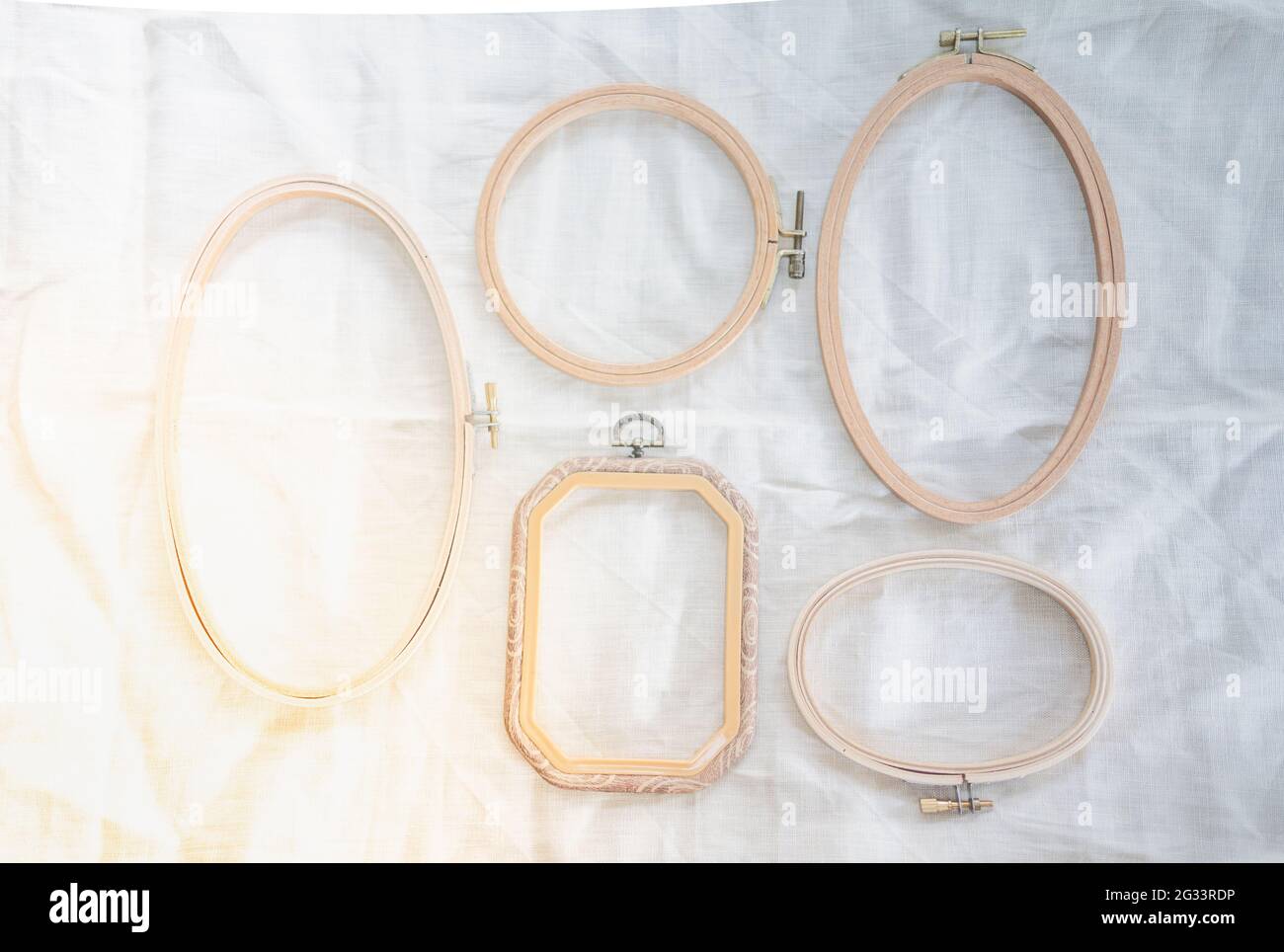 Types of hoops hi-res stock photography and images - Alamy