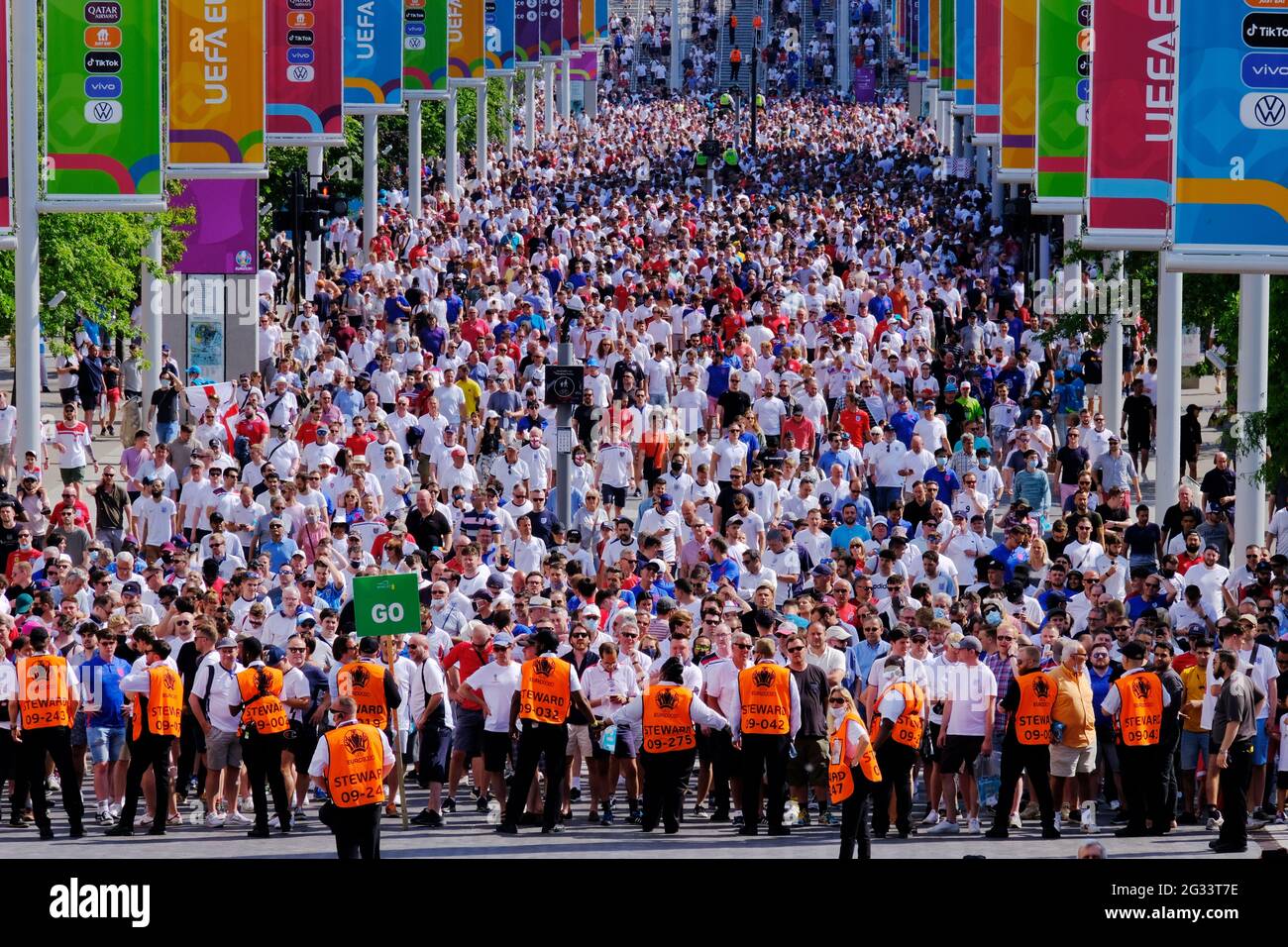 Public leaving wembley hi-res stock photography and images - Alamy