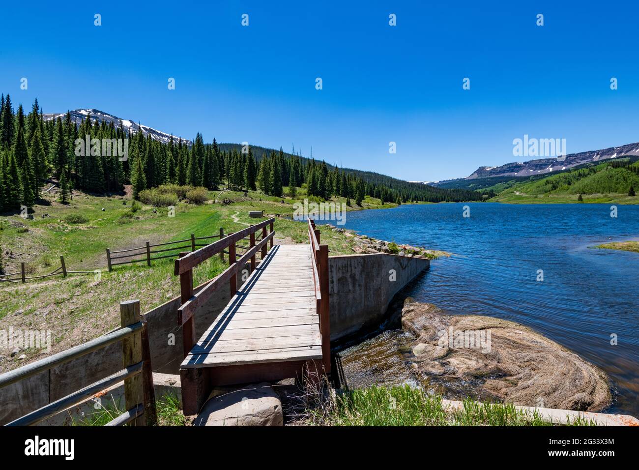 Flattop mountain hi-res stock photography and images - Alamy