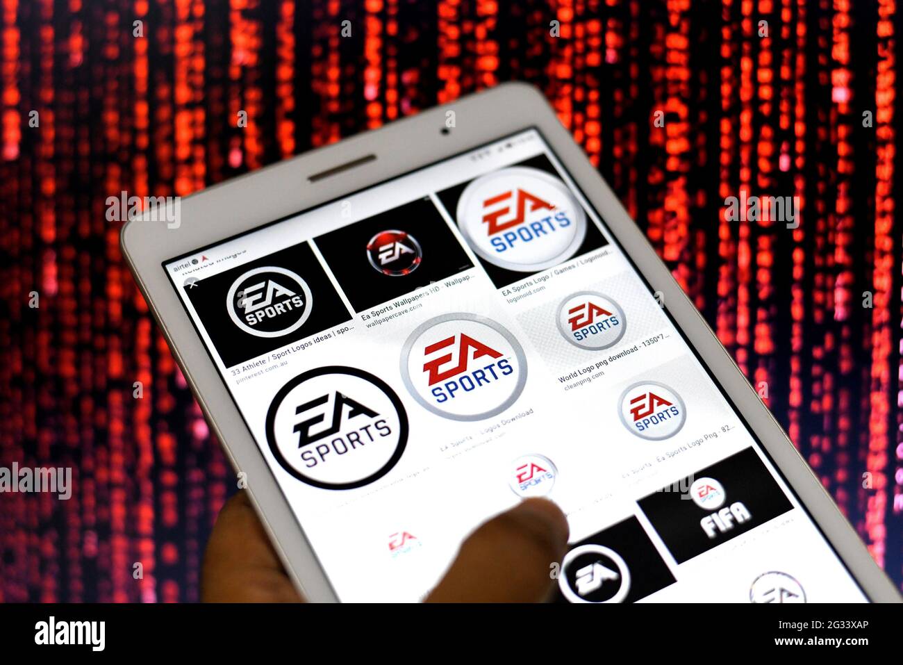 Ea logos hi-res stock photography and images - Alamy