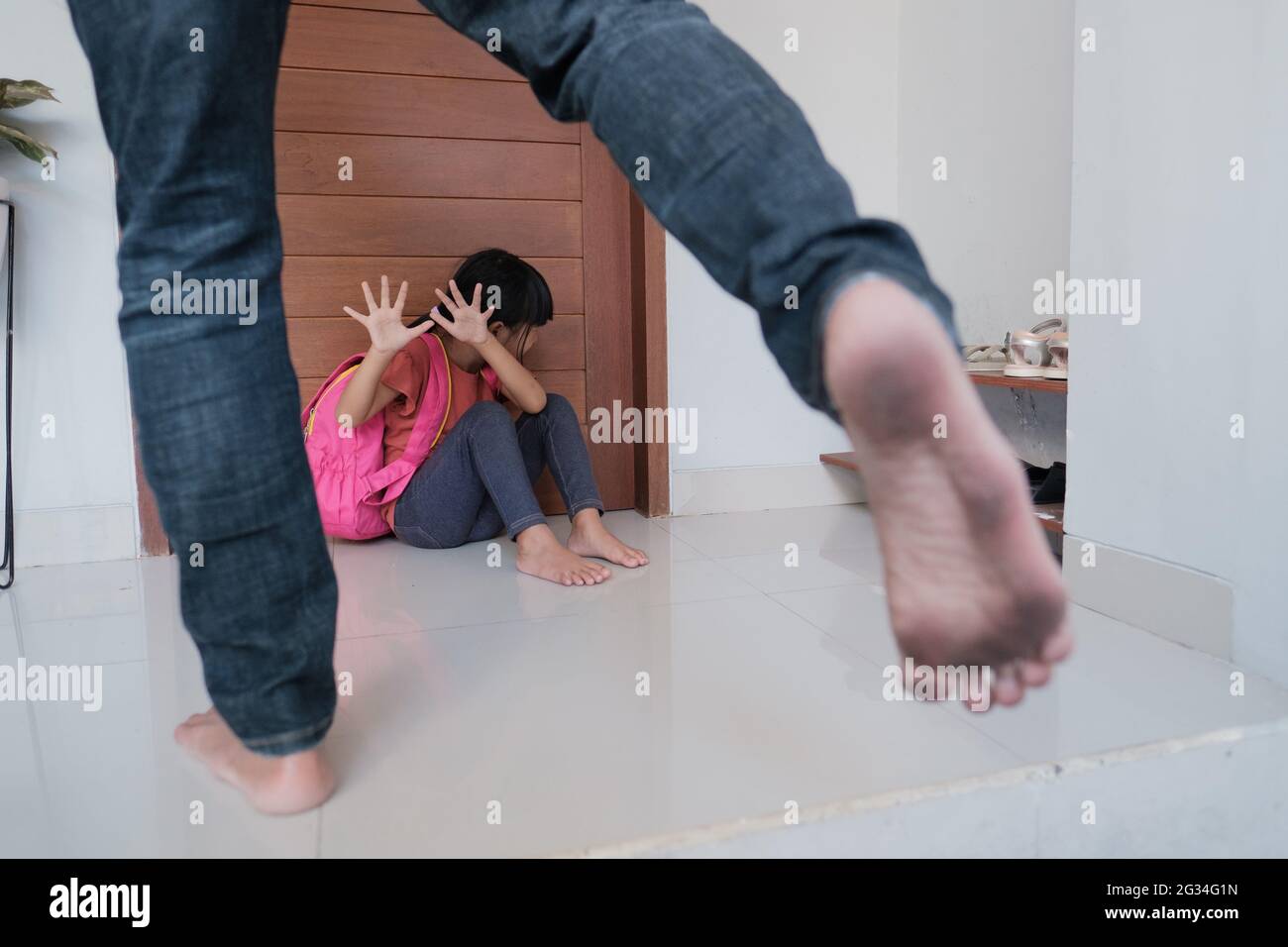 Child discipline school hand hi-res stock photography and images - Alamy