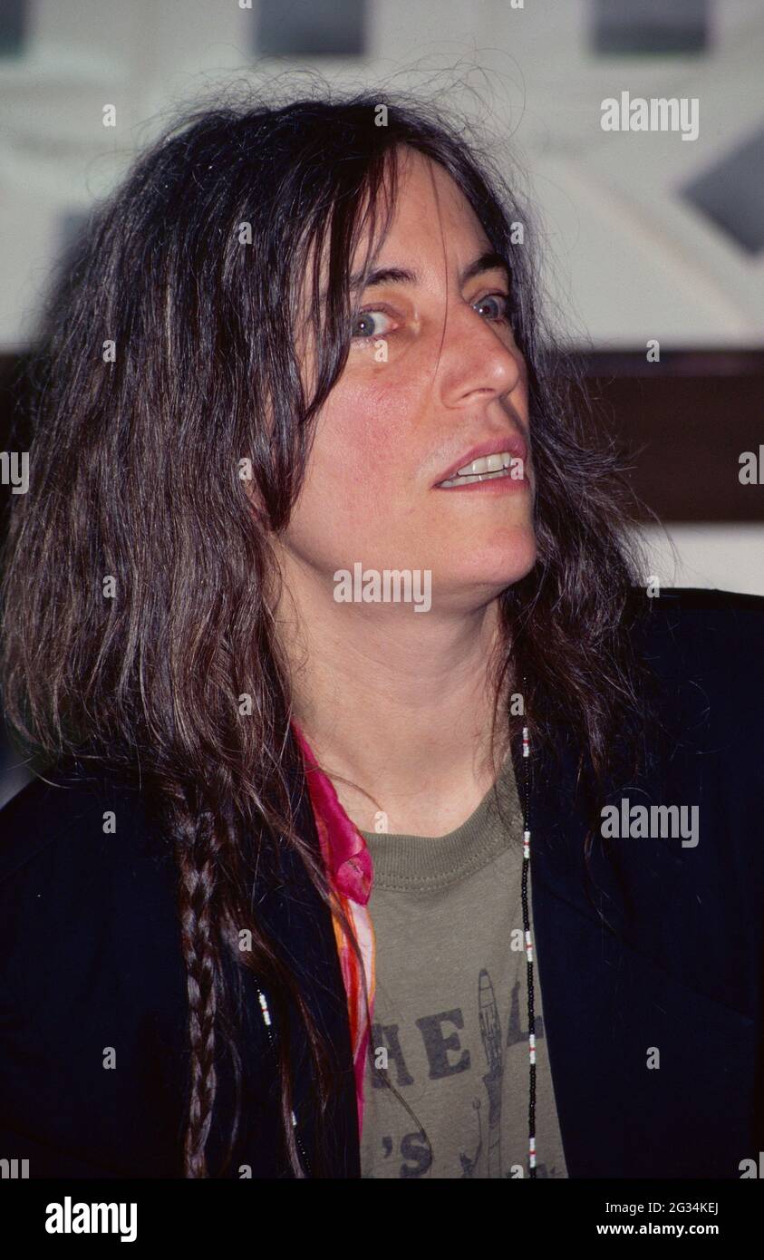 Patti Smith signing "The Coral Sea" at Barnes & Noble in New York City ...
