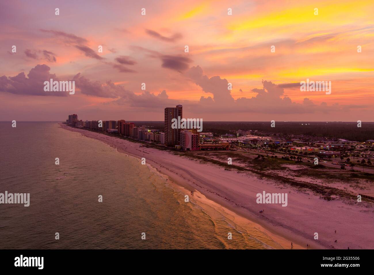 Orange beach alabama sunset hi-res stock photography and images - Alamy