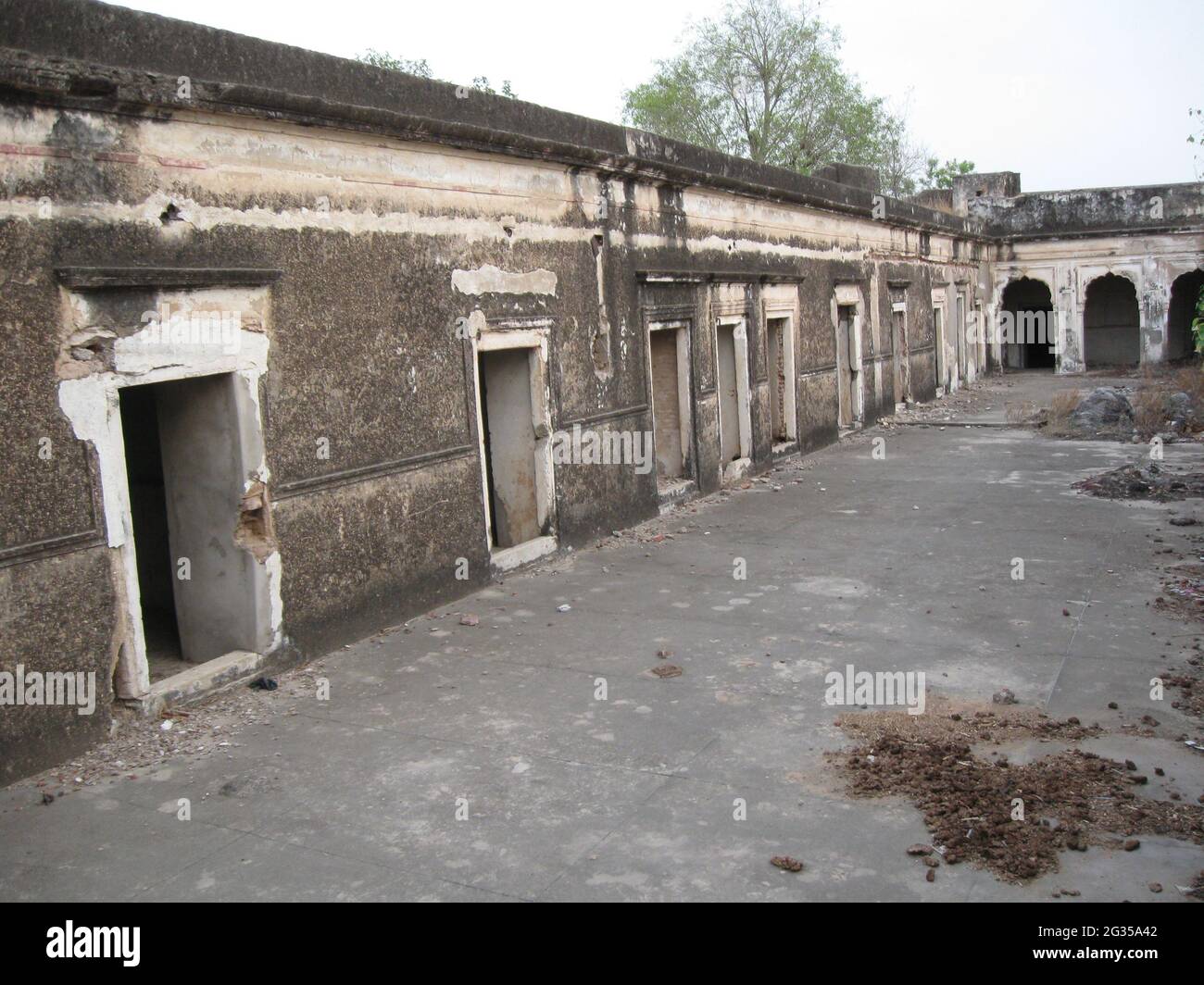 Indian army barracks hi-res stock photography and images - Alamy