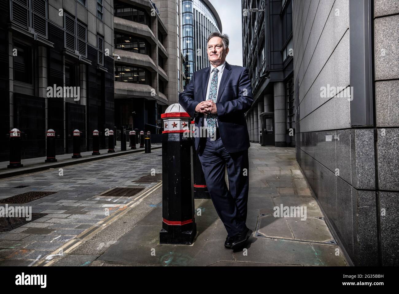 Portraits of gb news presenter simon mccoy hi-res stock photography and ...