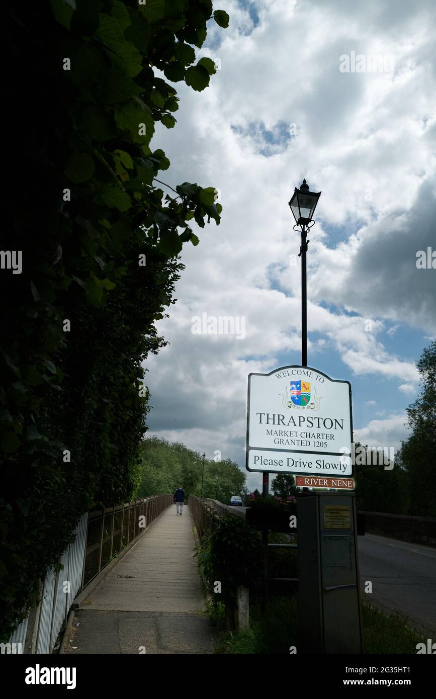 Foorpath hi-res stock photography and images - Alamy