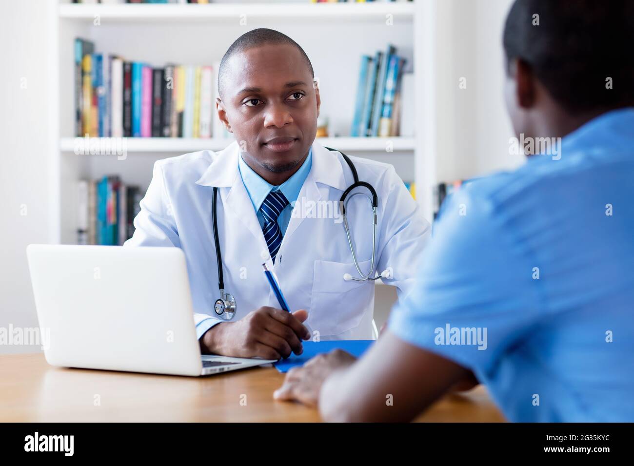 African american cancer patient hi-res stock photography and images - Alamy