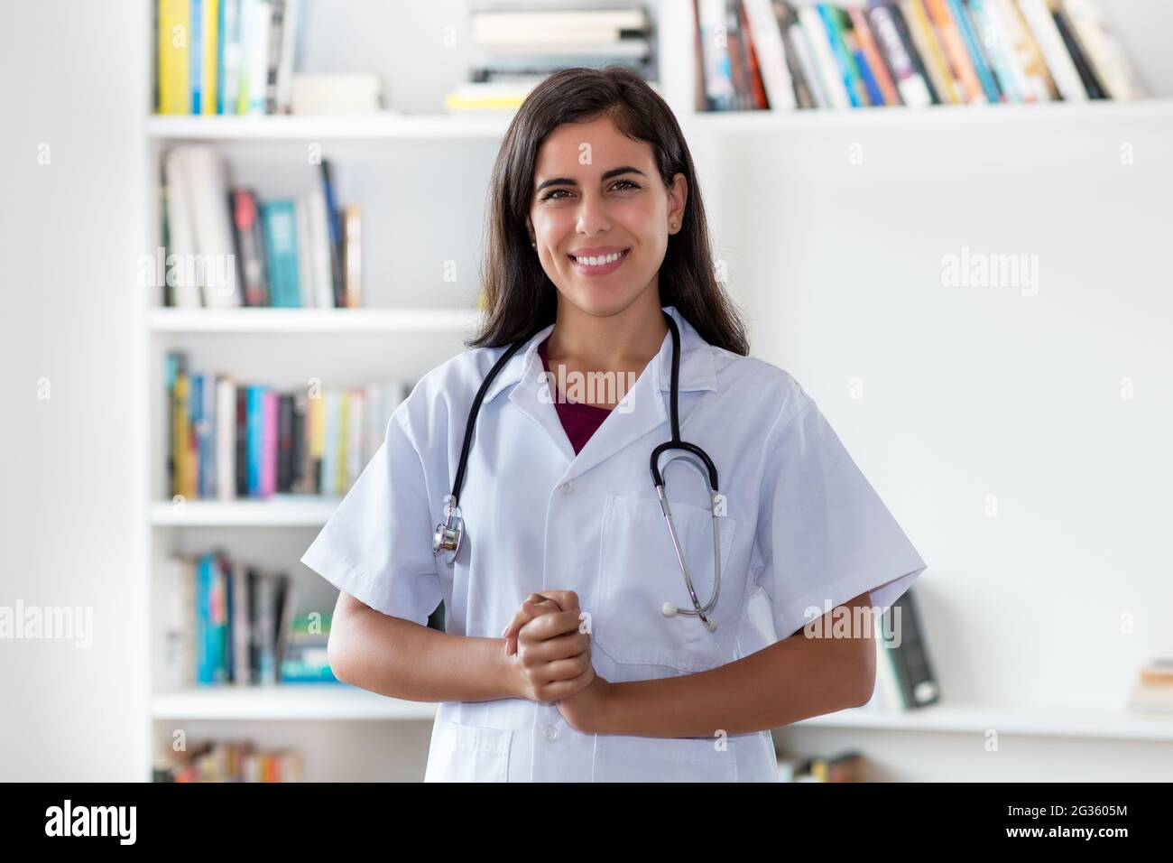 Mexican nurse hi-res stock photography and images - Alamy