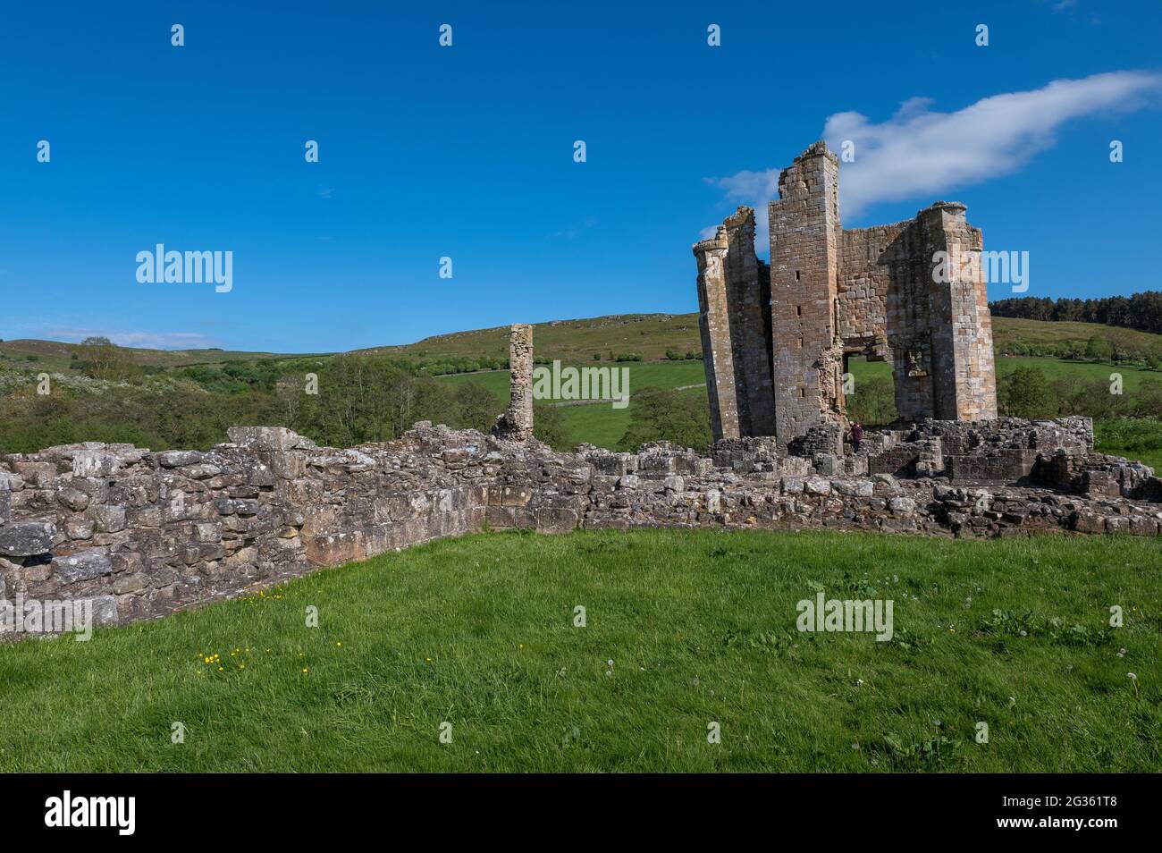 Edlingham castle hi-res stock photography and images - Alamy