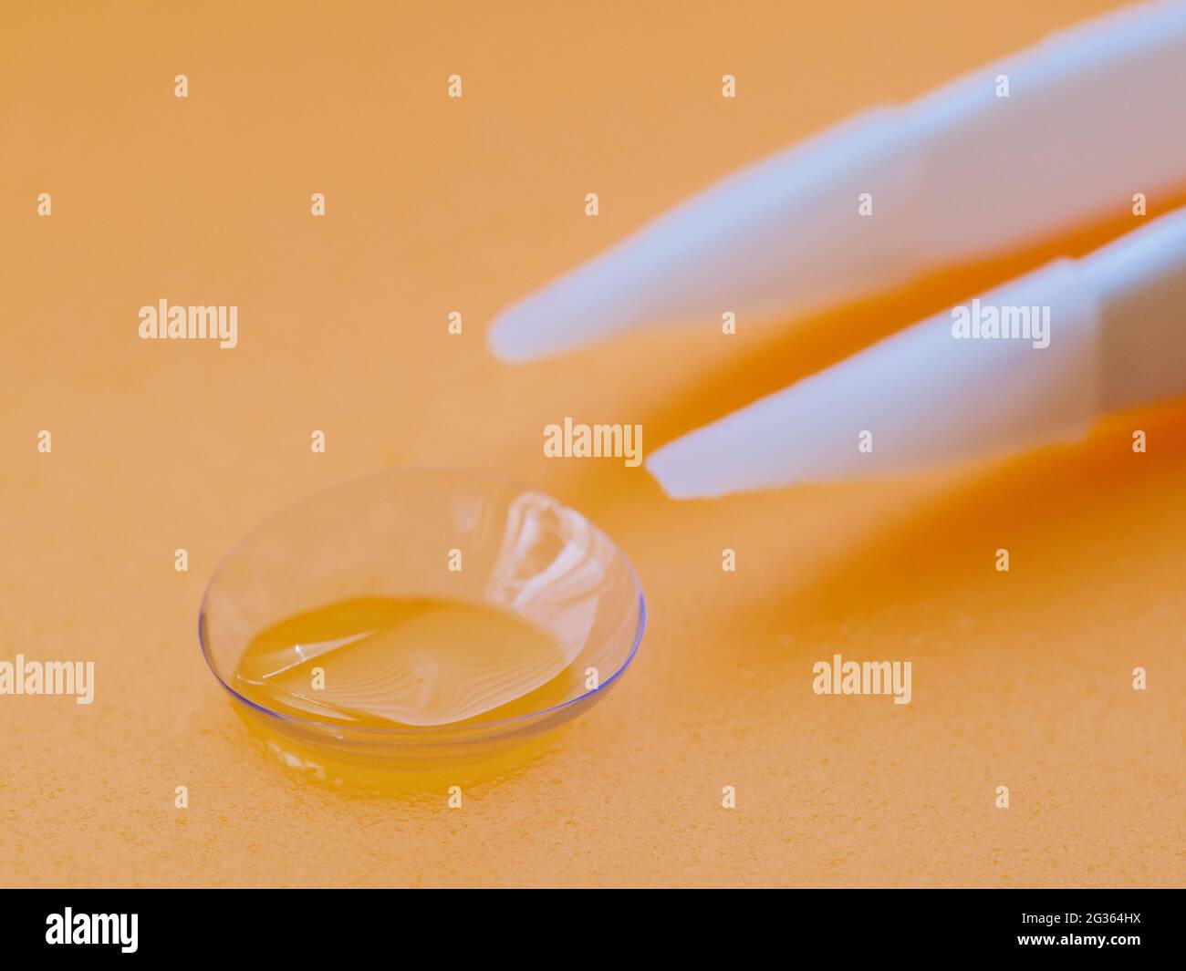 Set contact lenses storage hi-res stock photography and images - Alamy