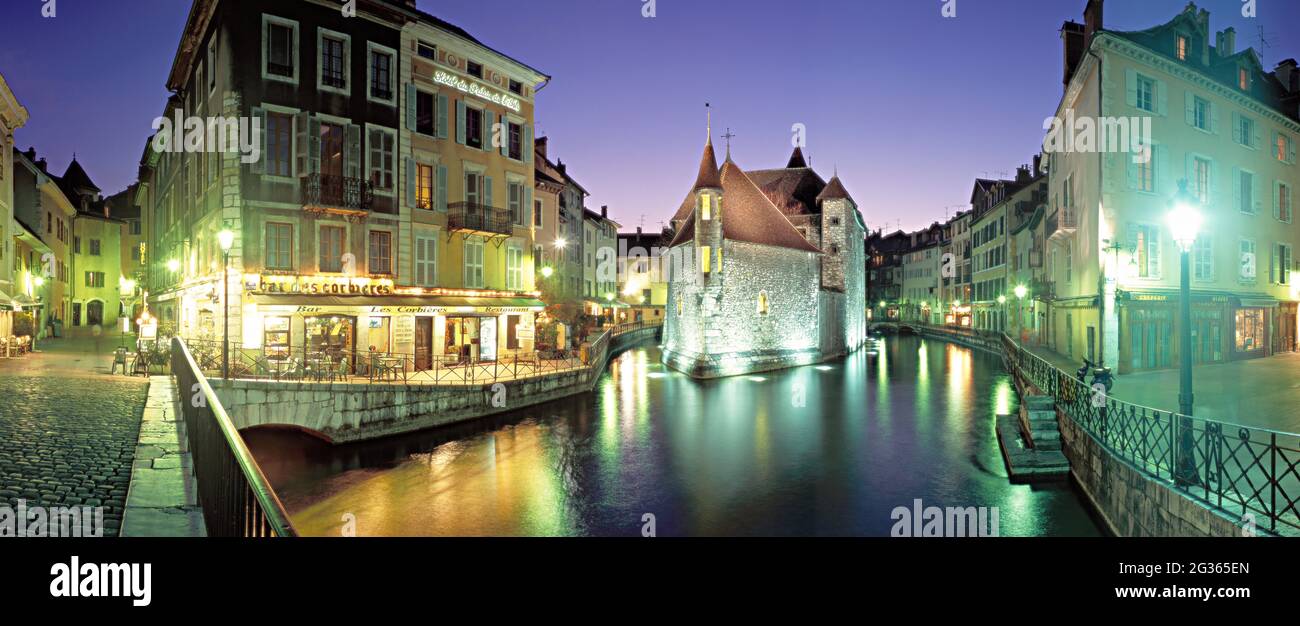 Annecy nuit hi-res stock photography and images - Alamy