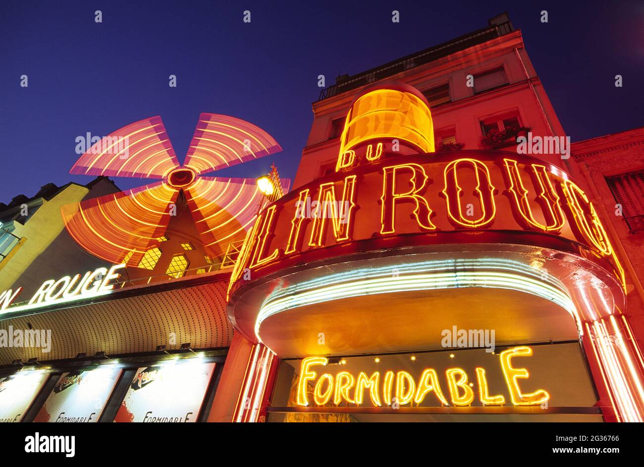 Paris pigalle hi-res stock photography and images - Alamy