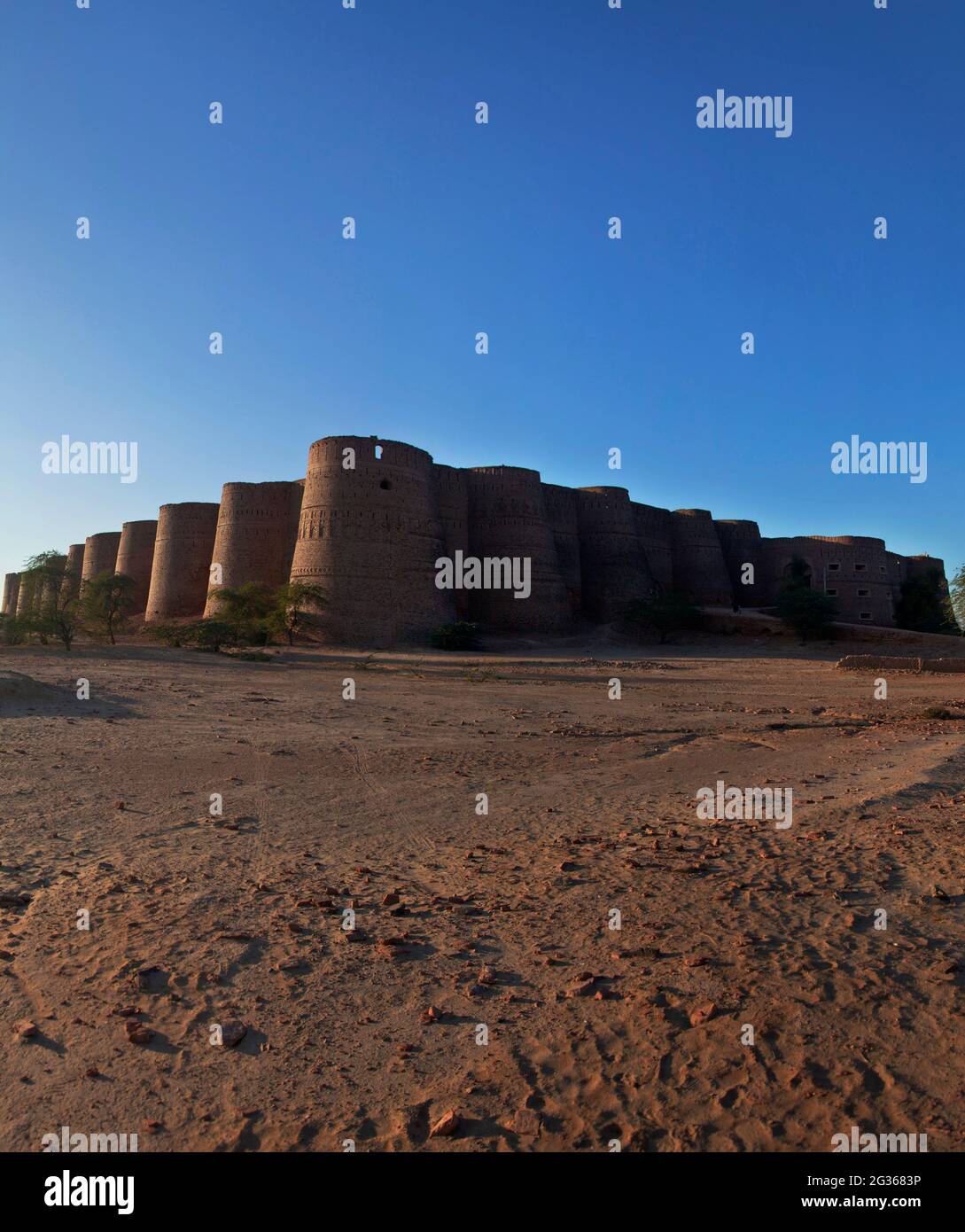 Rohi desert hi-res stock photography and images - Alamy
