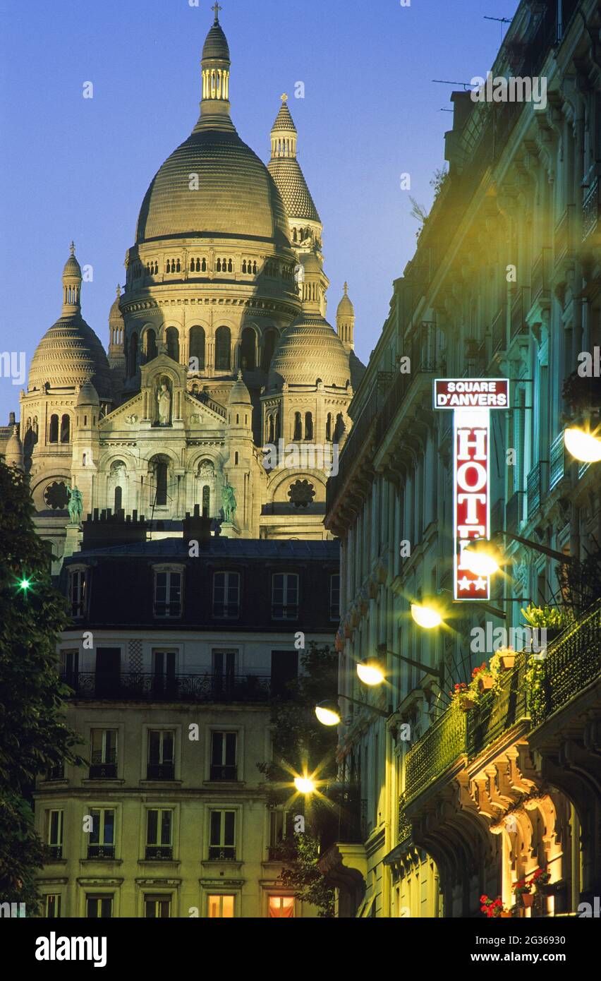 FRANCE PARIS (75) 18TH DISTRICT, THE SACRE COEUR SINCE THE SQUARE OF ...