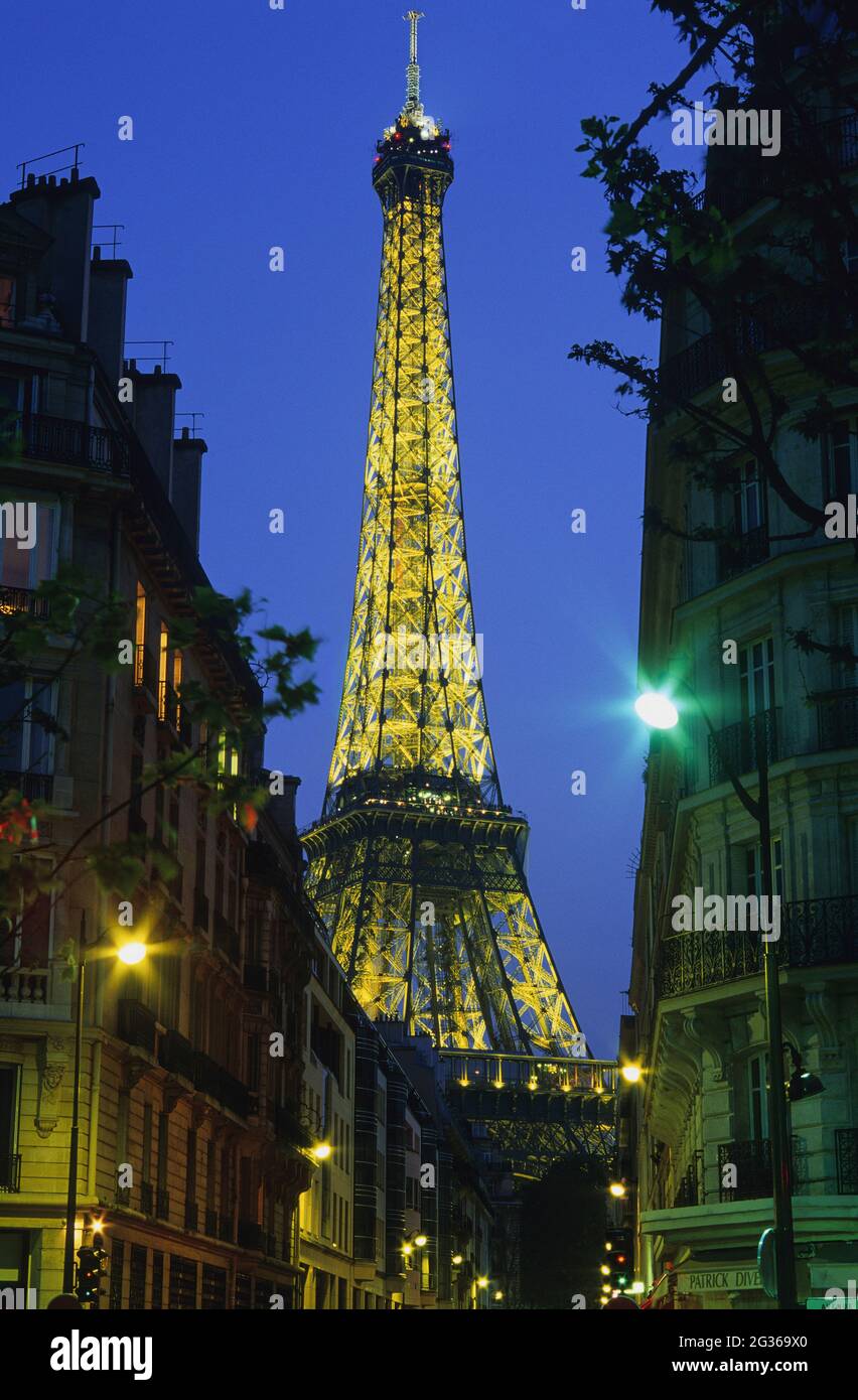 Rapp paris hi-res stock photography and images - Alamy