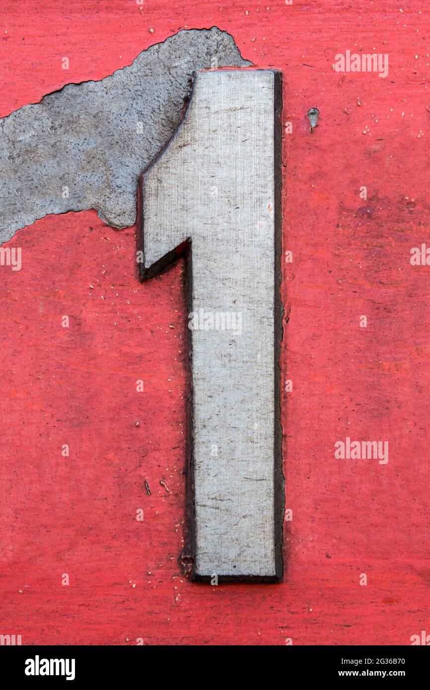 Metal sheet figure hi-res stock photography and images - Alamy