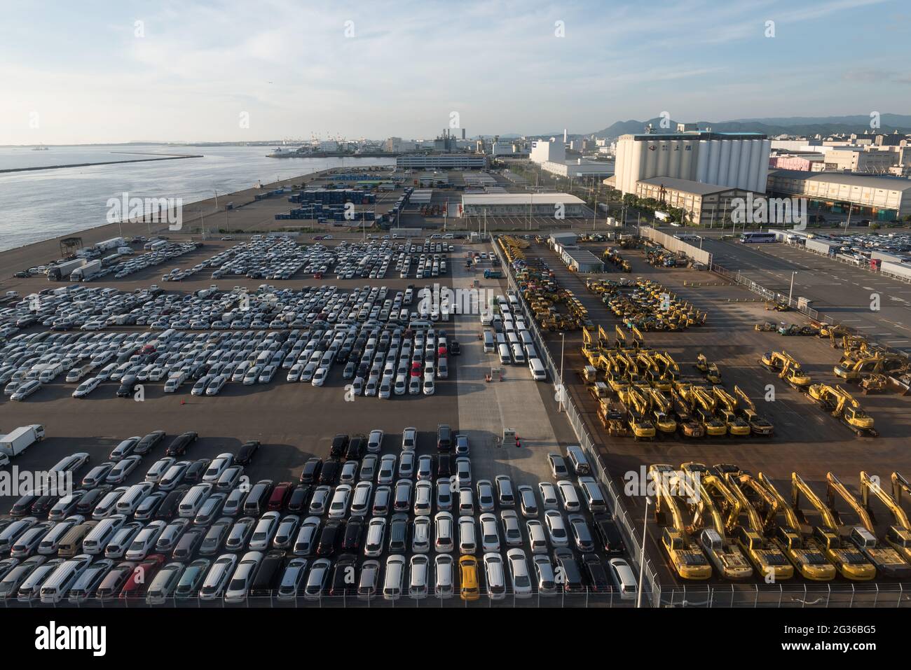 Japanese auto market hi-res stock photography and images - Alamy