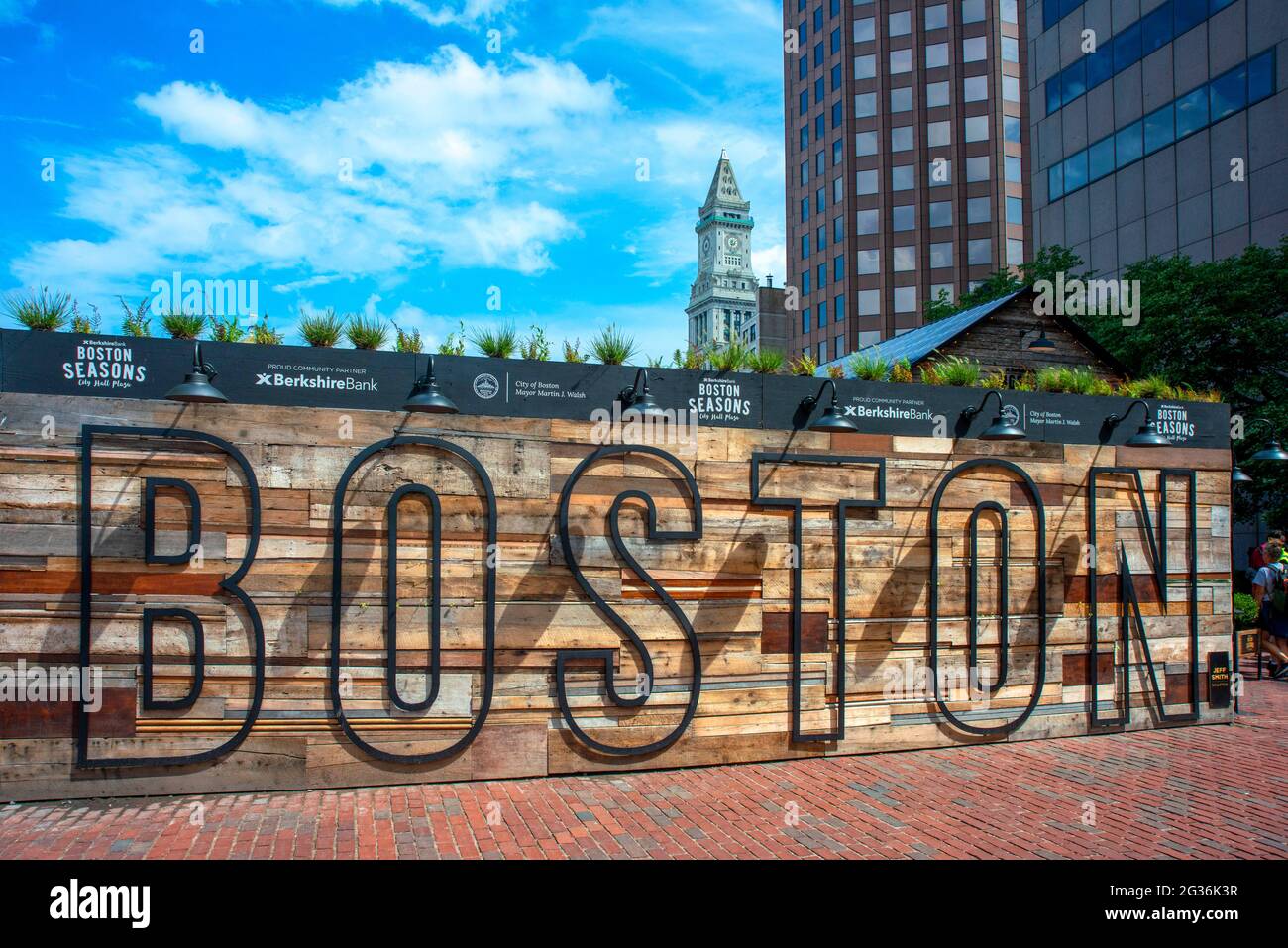 City hall plaza boston hi-res stock photography and images - Alamy
