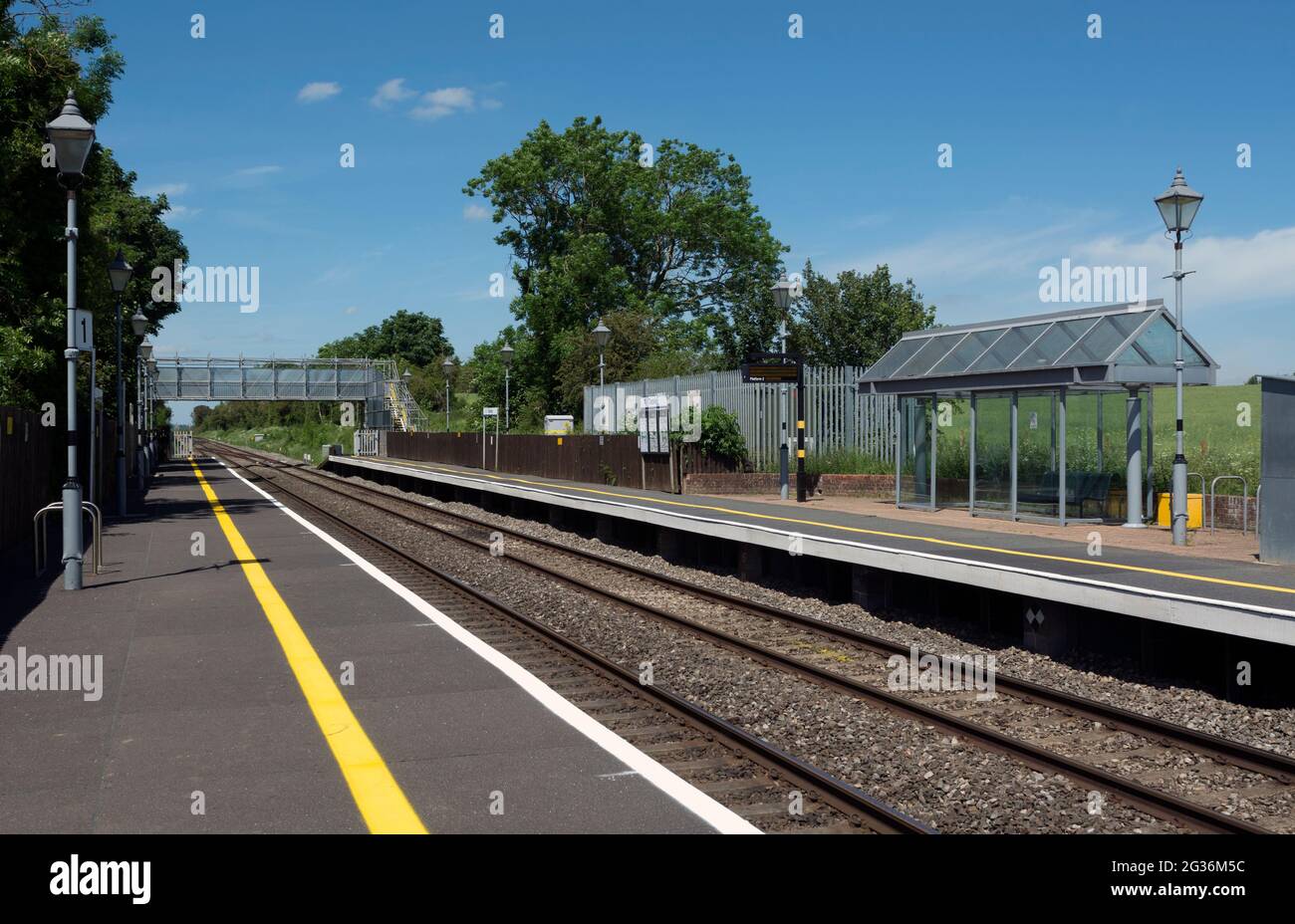 Tackley railway station, Oxfordshire, England, UK Stock Photo - Alamy