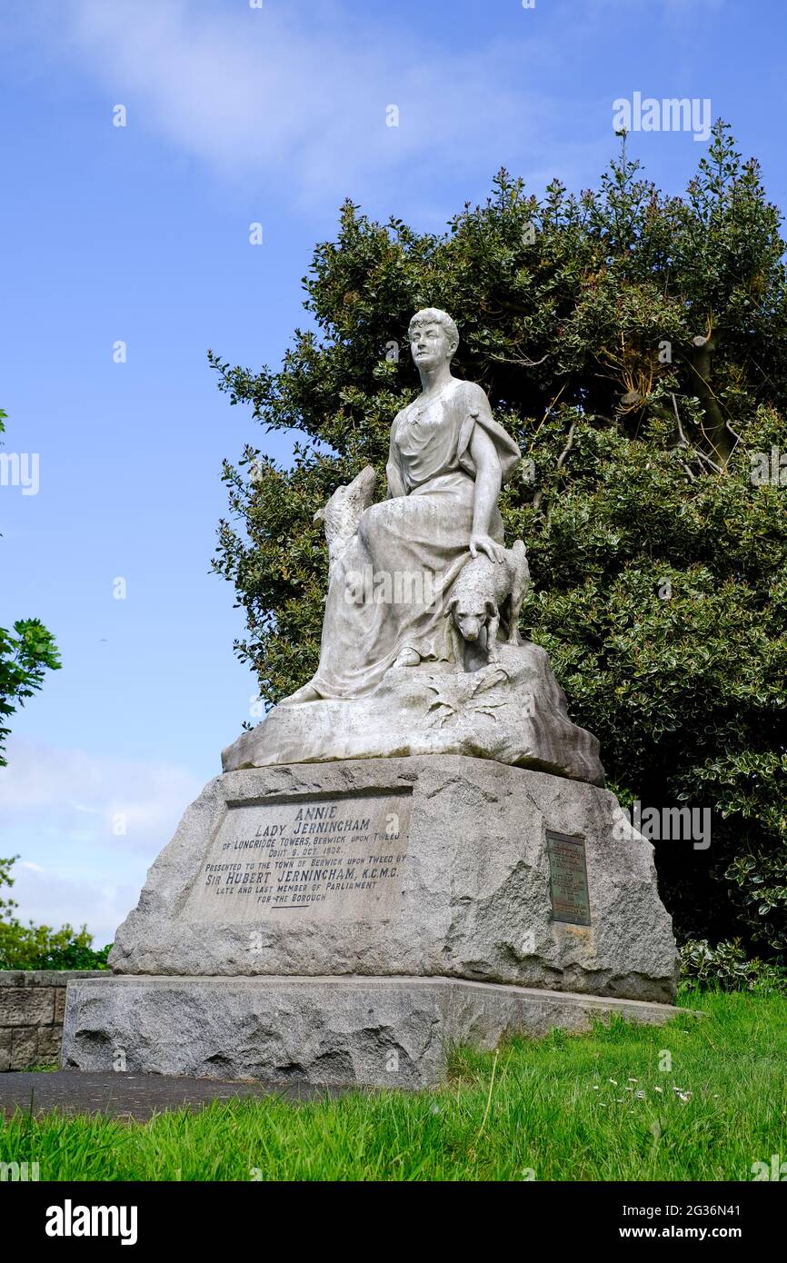 Lady jerningham statue hi-res stock photography and images - Alamy