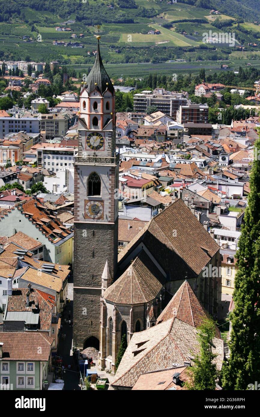 Churches in meran hi-res stock photography and images - Alamy