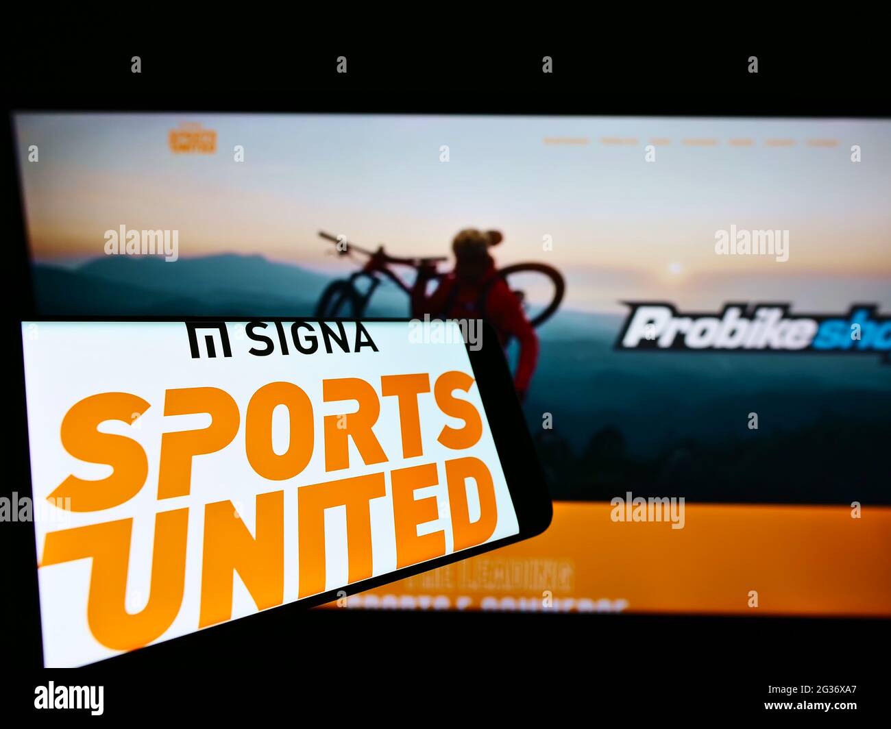 Signa sports united gmbh hi-res stock photography and images - Alamy