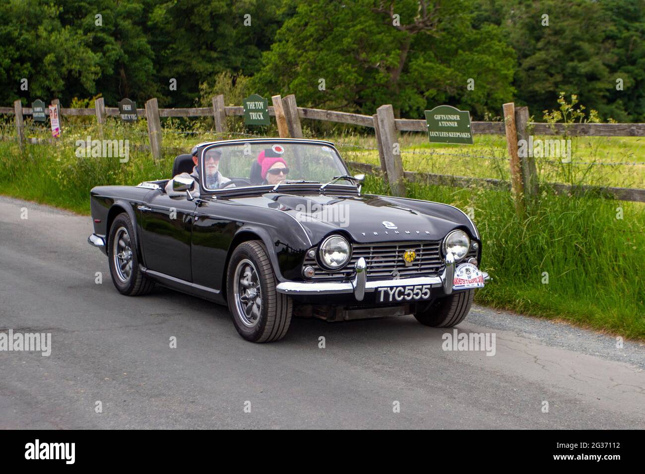 Triumph car 1960s hi-res stock photography and images - Alamy