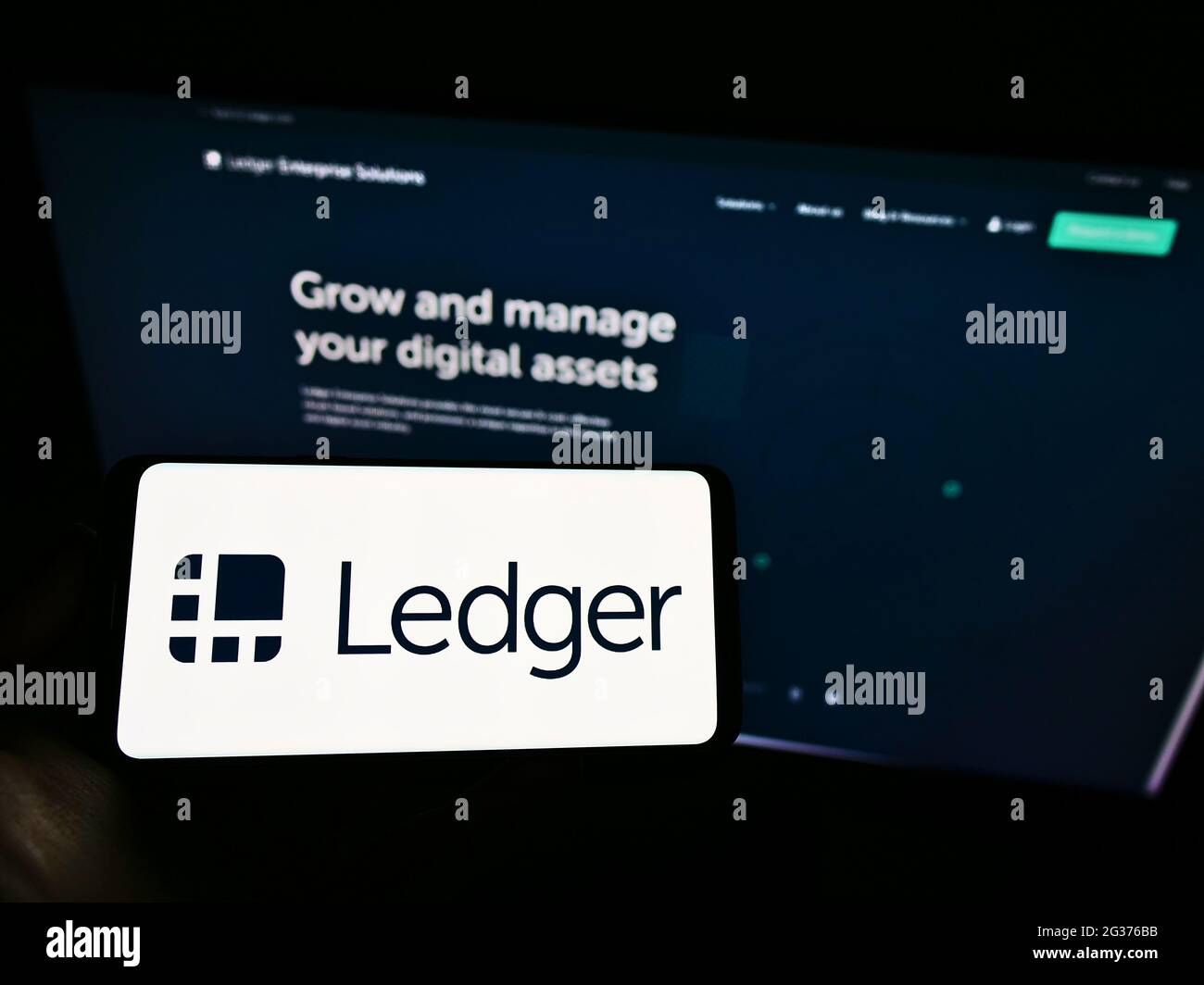 Cyber assets hi-res stock photography and images - Alamy