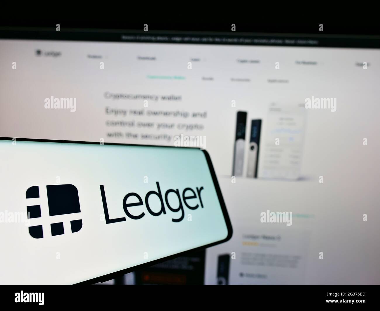 Ledger and screen hi-res stock photography and images - Alamy