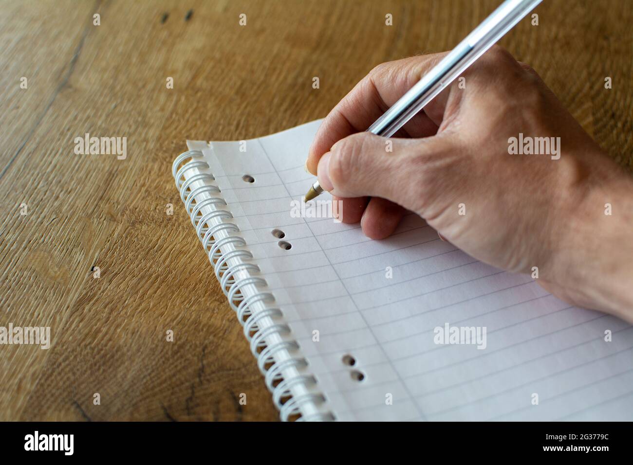Notebook essentials hi-res stock photography and images - Alamy