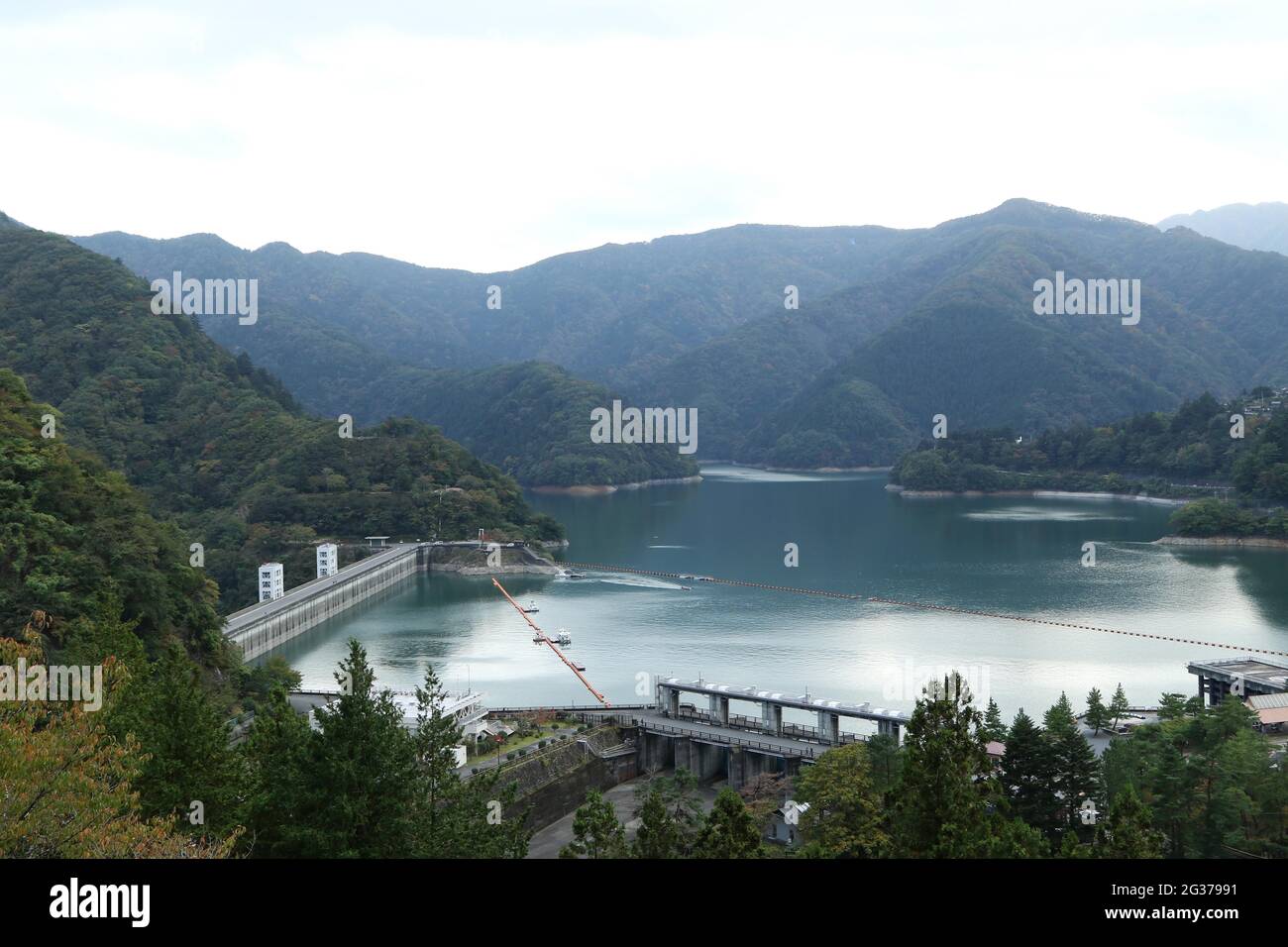 Tokyo water source hi-res stock photography and images - Alamy