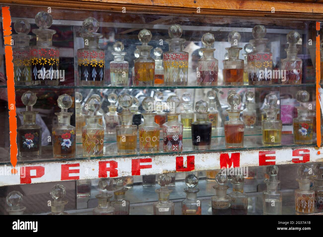 Traditional perfumes for sale in the Muslim village of Khuldabad ...