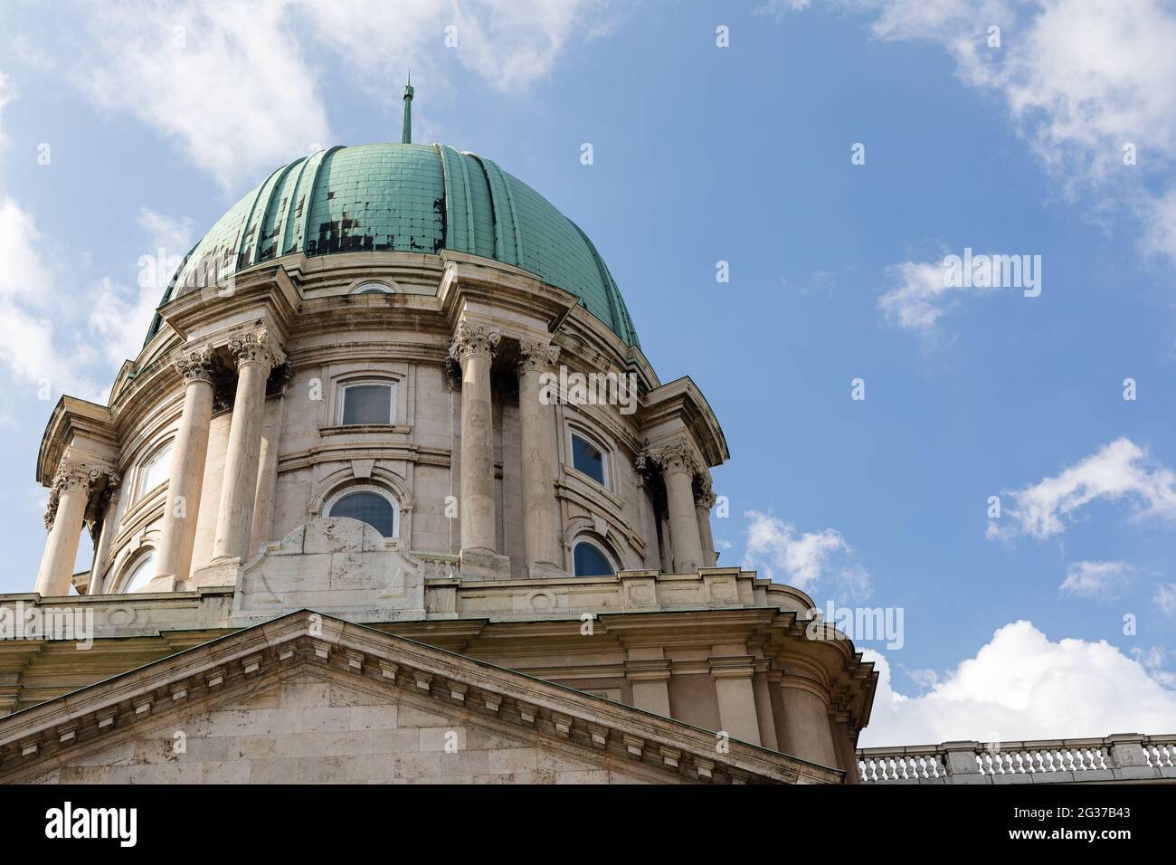 Buda monumental hi-res stock photography and images - Alamy