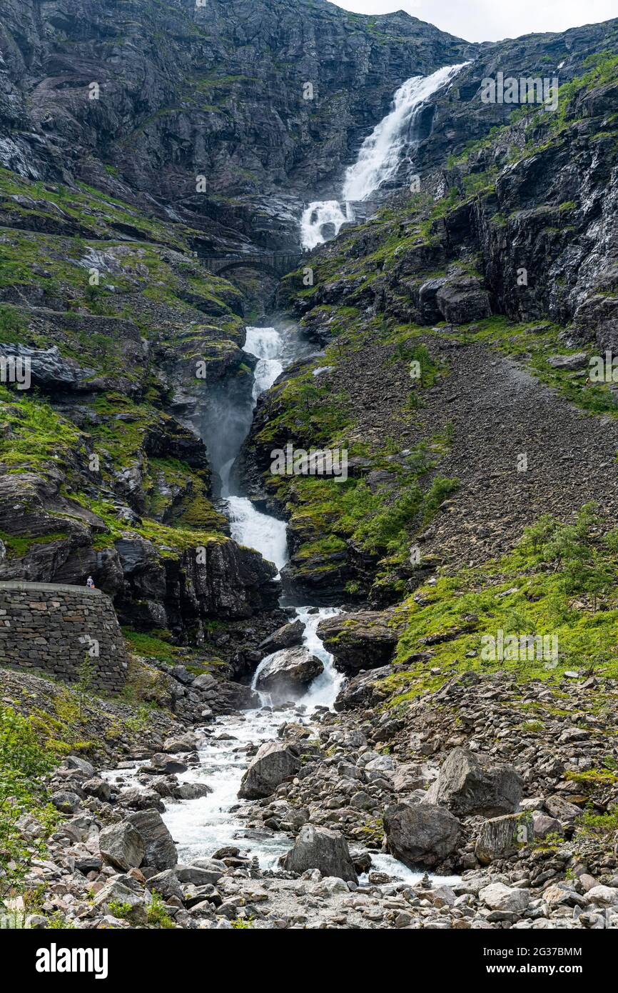 Attraction waterfall hi-res stock photography and images - Alamy